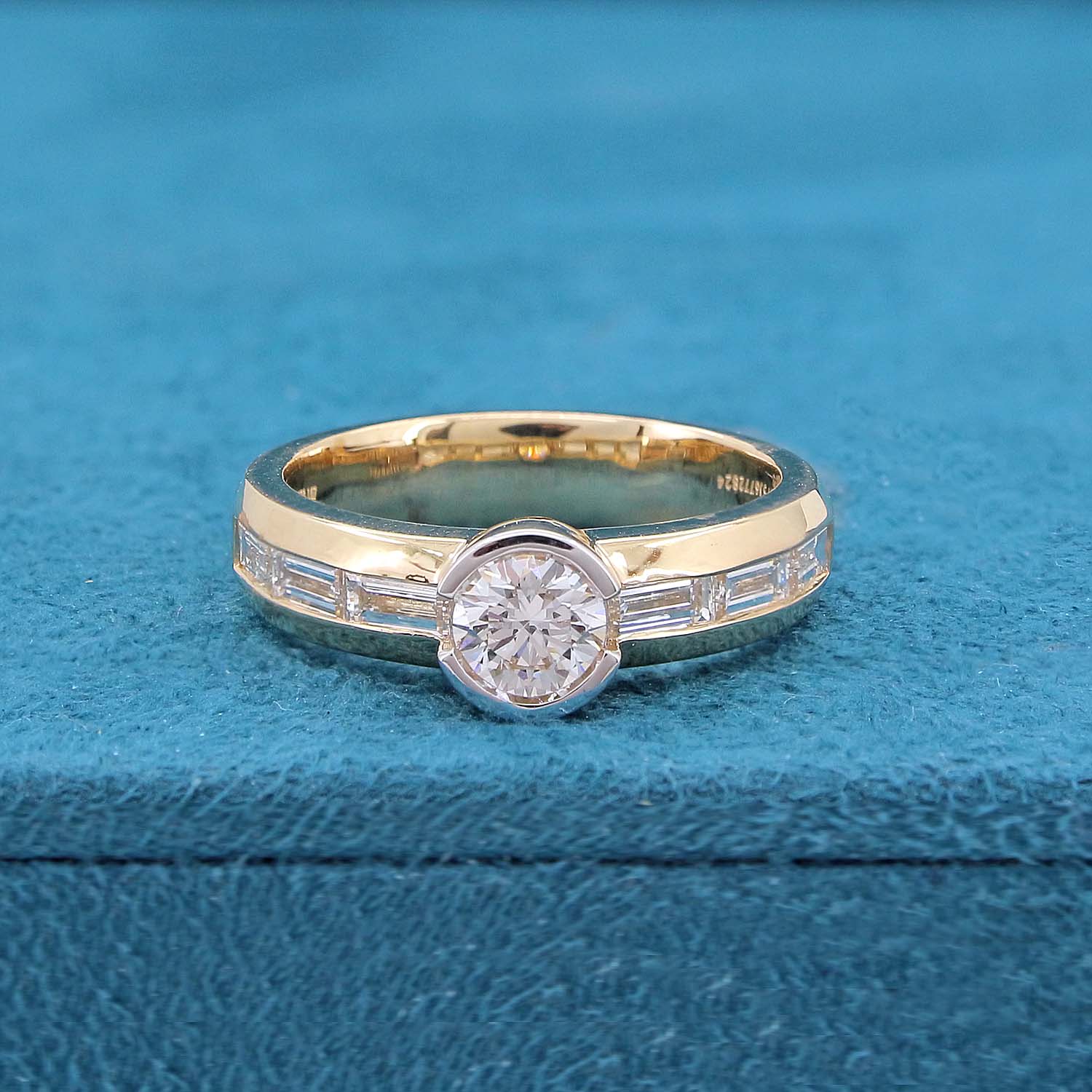 Aloré Diamond Ring – Firefly Diamonds
